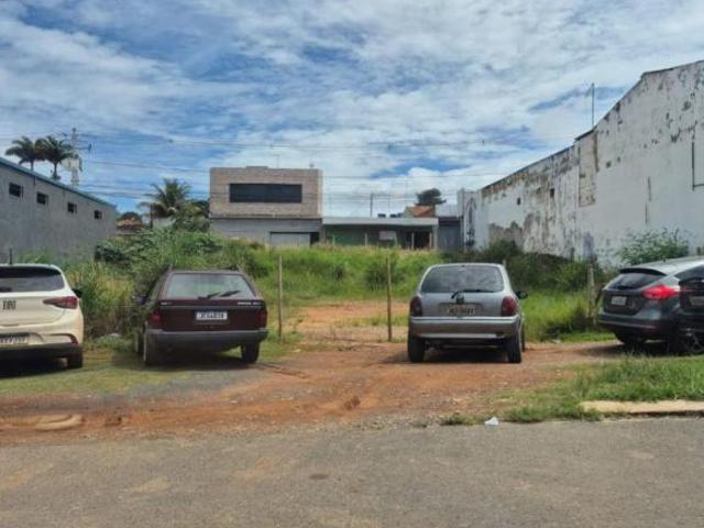 1. LOTE COMERCIAL 900m² NO MESTRE D’ARMAS – LOCALIZAÇÃO ESTRATÉGICA!