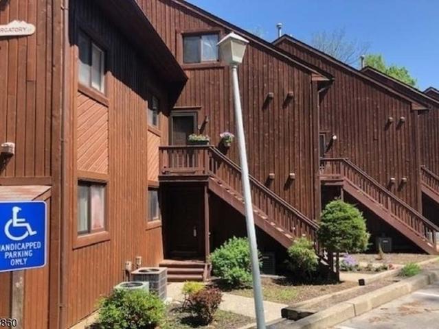 1 Purgatory Ct Unit 5, Vernon, NJ 07462