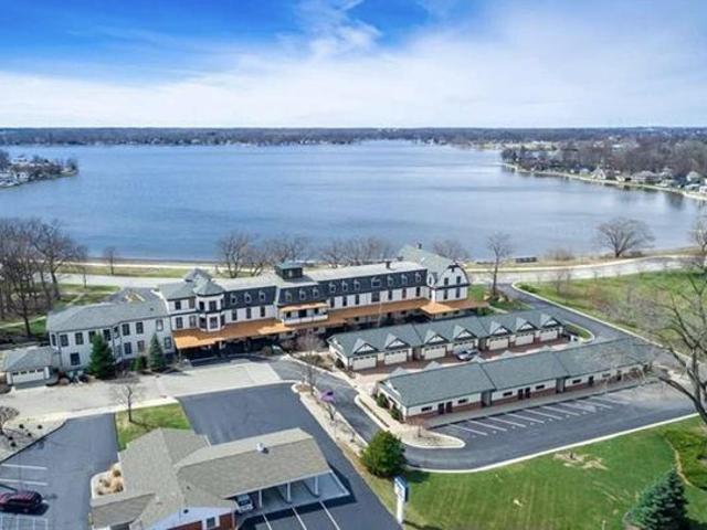1 Park Ave Unit 302, Winona Lake, IN 46590