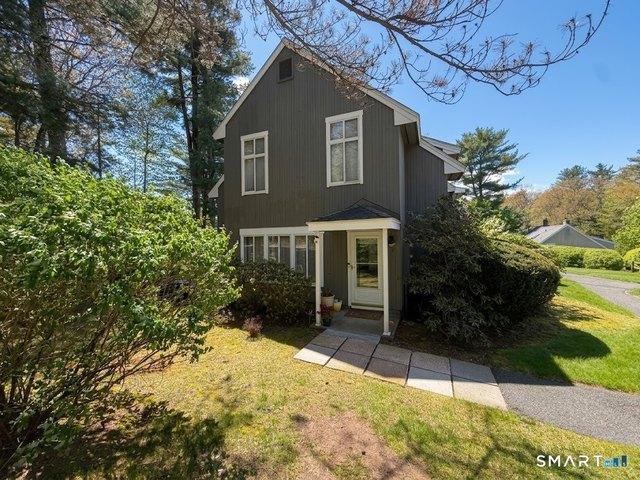 1 Partridge Ct Unit 1, Simsbury, CT 06070