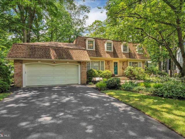 1 Pembroke Court