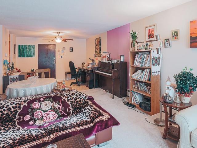 1 Pembroke Drive