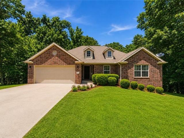 1 Pennine Cir, Bella Vista, AR 72714