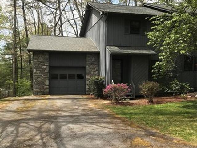 1 Pensacola Hts, Arden, NC 28704