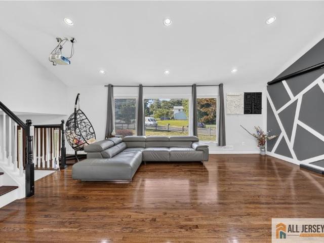 1 Perry Road