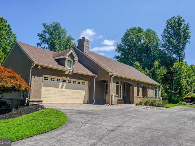 1 Pheasants Rdg S, Greenville, DE 19807