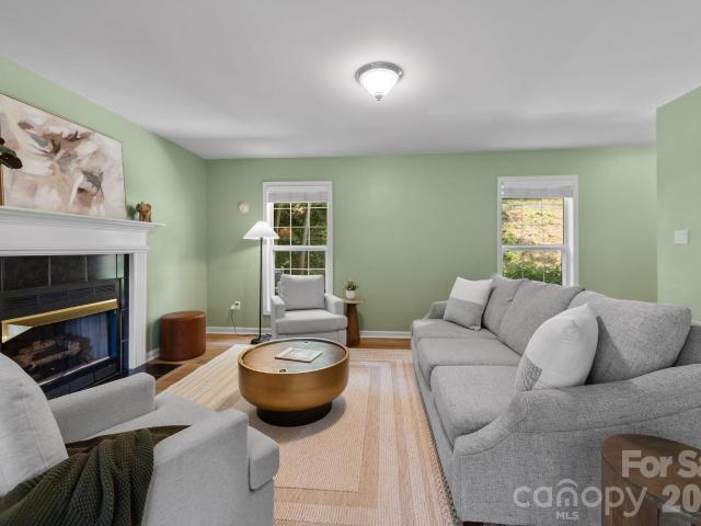 1 Pickwick Road
