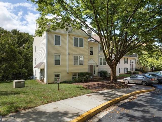 1 Pickering Ct Unit 1 102, Germantown, MD 20874