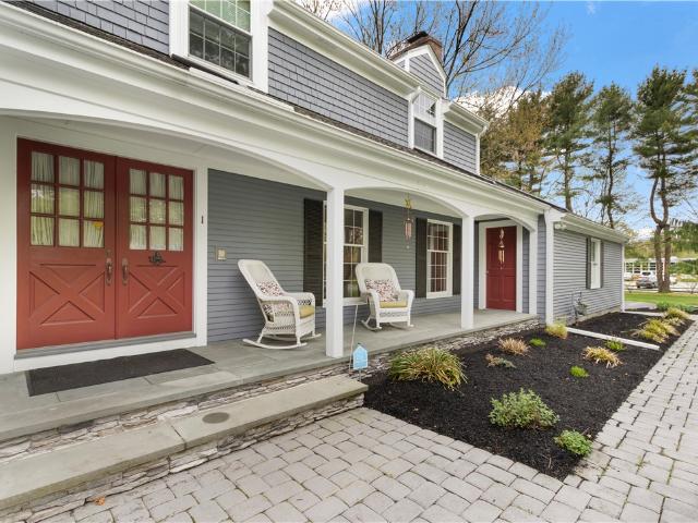 1 Pierce Ct, Barrington, RI 02806 | MLS #1411