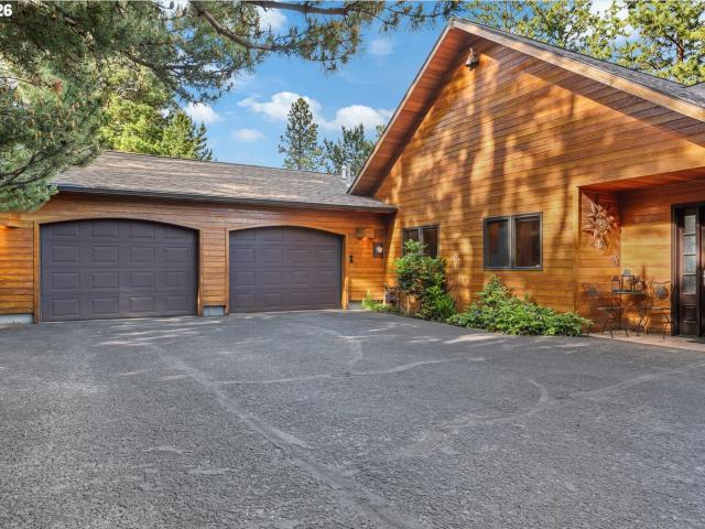 1 Pine Crest DR