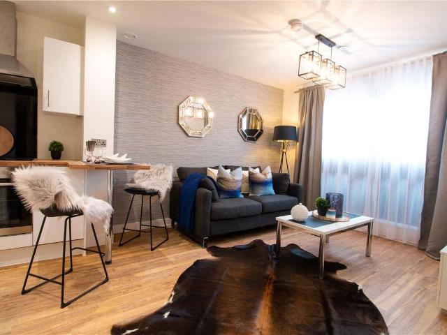 1 Pomona Strand, Old Trafford M16, 1 bed flat to rent, £1,075 pcm | PrimeLocation