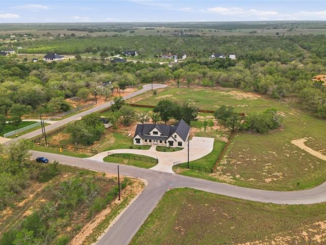 1 Post Oak St, Gonzales, TX 78629 | MLS #610879