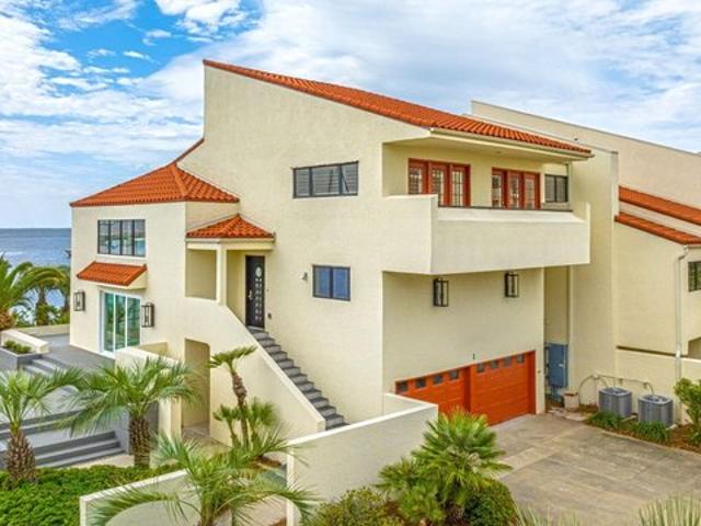 1 Port Royal Way Units 1 & 3, Pensacola, FL 32502