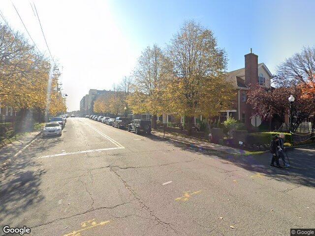 1 Portico Ct Apt 300, Great Neck, NY 11021