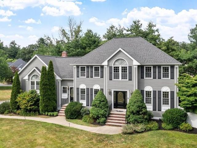 1 Preston Cir, Andover, MA 01810