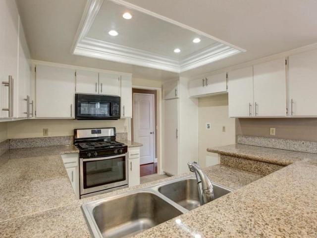 1 Private Bedrooms for Rent in 4bed/3b home