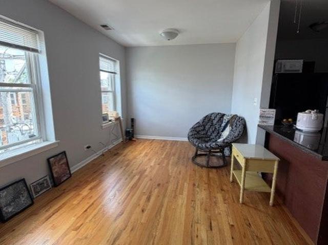 1 Private Room+Full Bath, 4511 N Malden St Chicago