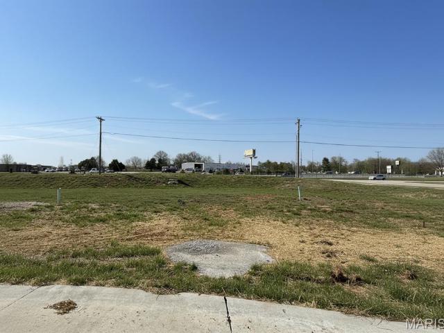 1 Quail Covey Ct, Wentzville, MO 63385 | MLS #26019 | Compass