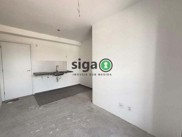 1 quarto ao lado do metrô na vila sônia. Pronto para morar