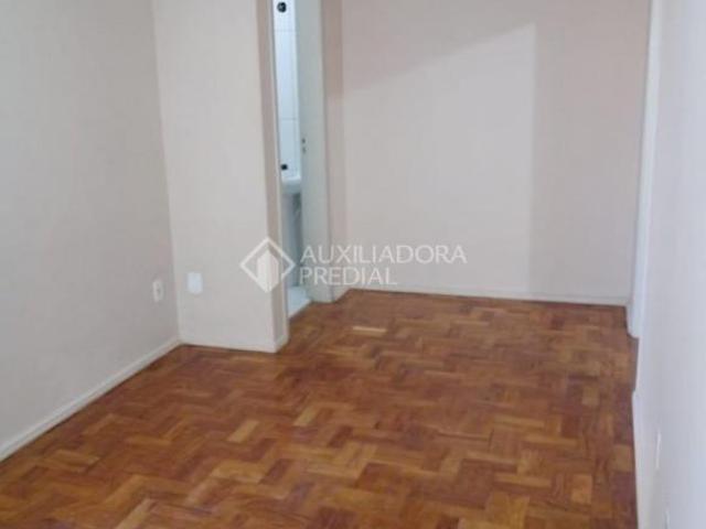 1 quarto junto ao gazometro