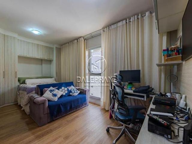 1 quarto, MOBILIADO, andar alto, vaga coberta