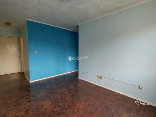 1 QUARTO, PEÇAS AMPLAS NO BAIRRO CRISTO REDENTOR
