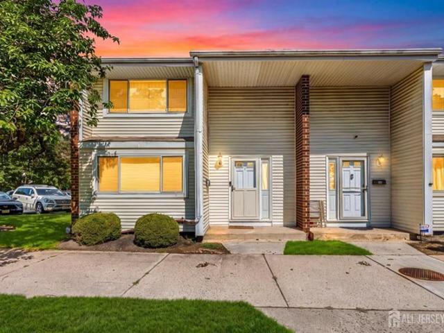 1 Quincy Cir, South Brunswick, NJ 08810