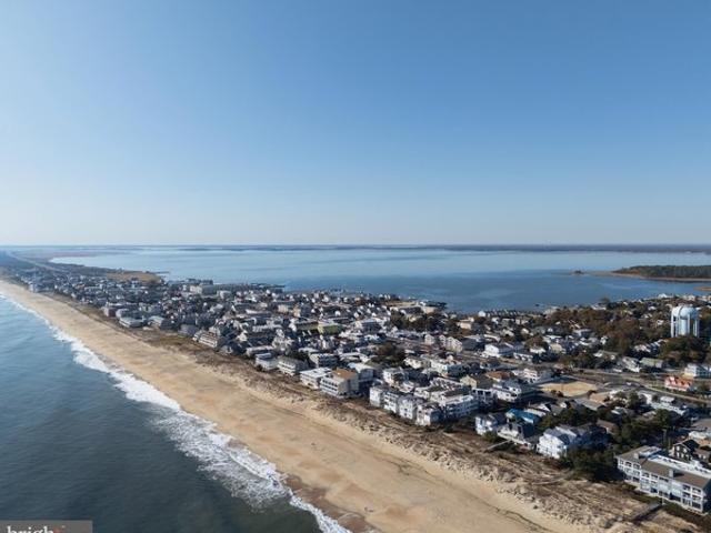 1 Read St Unit 114B, Dewey Beach, DE 19971