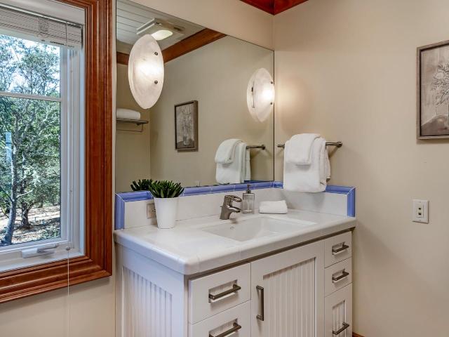 1 Redberry Ridge, Portola Valley, CA 94028 | MLS #ML82036