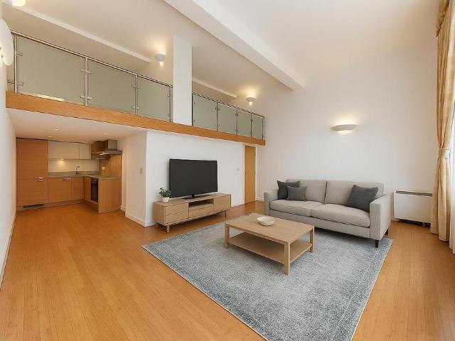 1 Reed Place, Clapham, London SW4 2 bed flat to rent £2,950 pcm £681 pw
