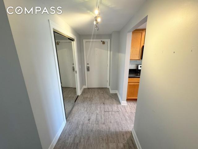 1 Renaissance Pl 617, Palatine, IL