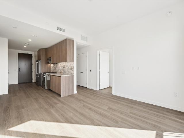 1 Riva Row, Unit 715, The Woodlands, TX 77380 | MLS #72537