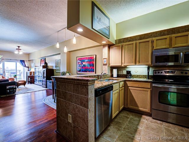 1 Riverpointe Plaza, Unit 314, Jeffersonville, IN 47130 | MLS #2025011