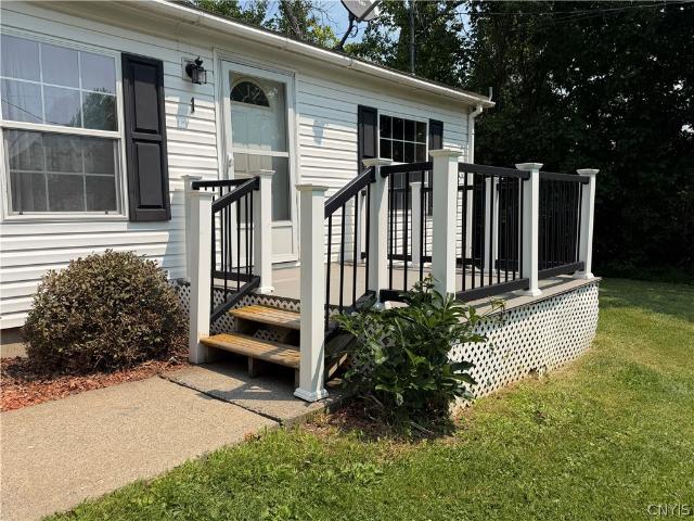 1 Roberts Avenue