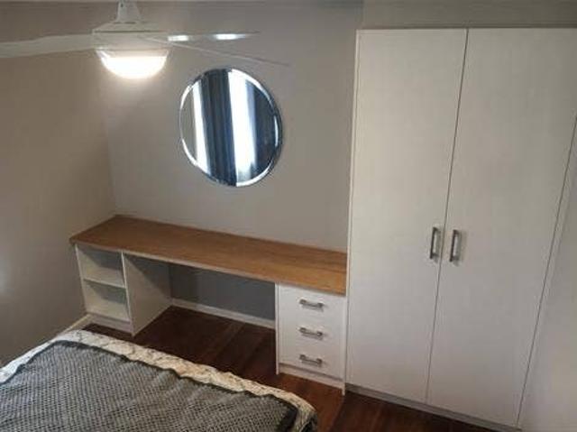1 Room