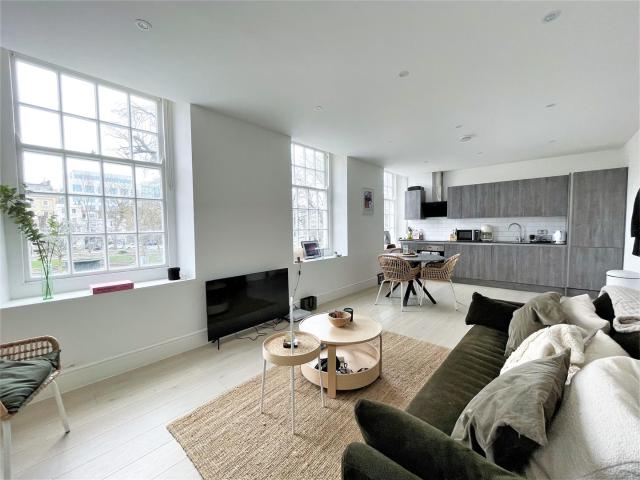 1 room apartment to let