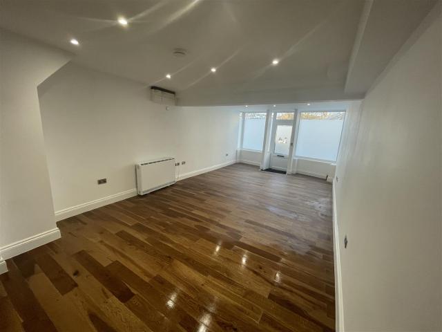 1 room apartment to let