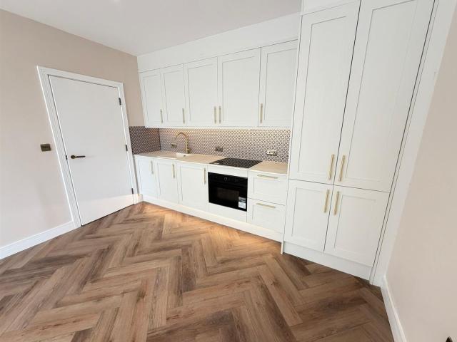1 room apartment to let