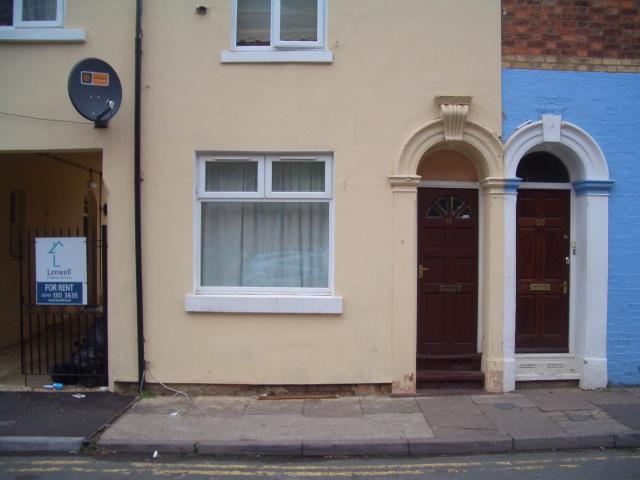 1 room apartment to let in 56 Craven Street, Northampton, NN1