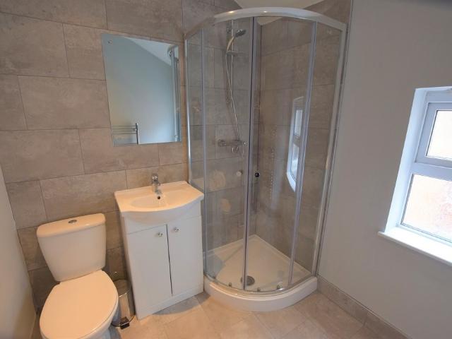 1 room apartment to let in 84 Walbrook Road, Derby, DE23