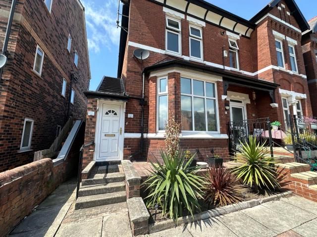 1 room apartment to let in Talbot Street, Southport, PR8 1HP