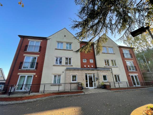 1 room apartment to let in Woodthorpe Drive, Woodthorpe, NG5