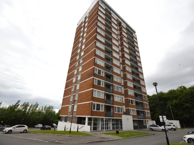1 room apartment to let in Block B, 146 Conway Street, Liverpool, L5 3BB