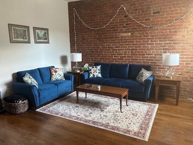 1 room available in 3bed/1bath, Coolidge Corner