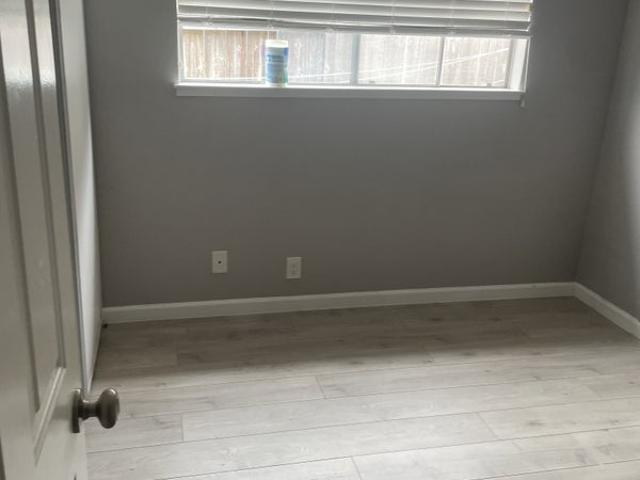 1 room available safe neighborhood