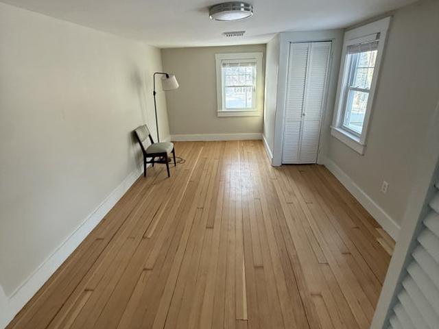 1 Room available with private bath