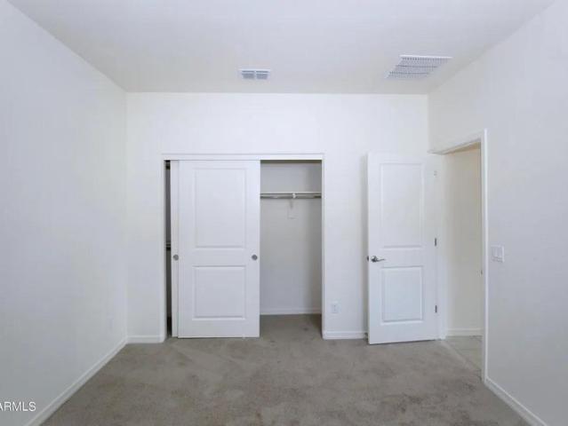 1 Room for Rent