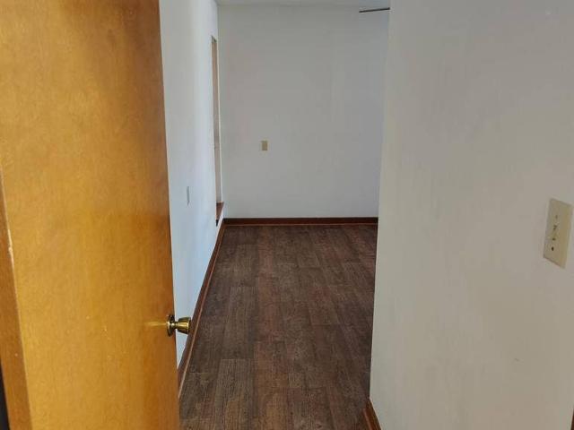 1 room for rent