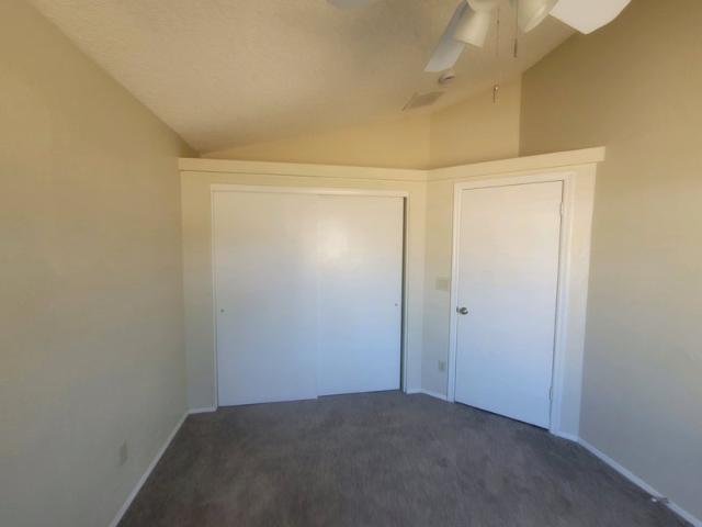 1 Room for Rent