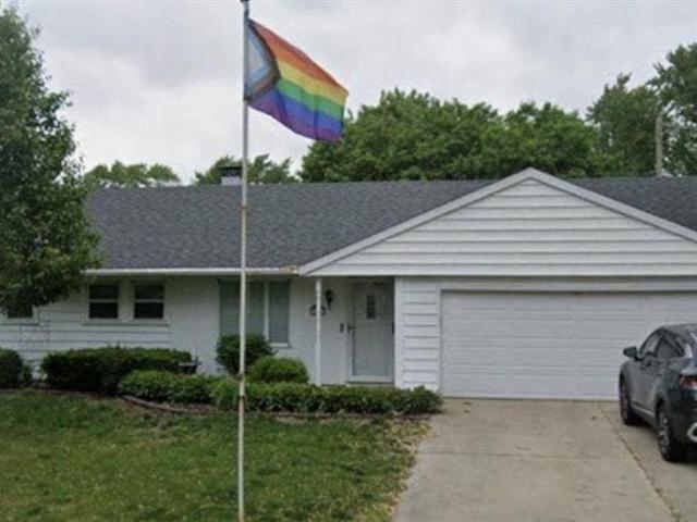 1 Room for Rent in Home near JJC